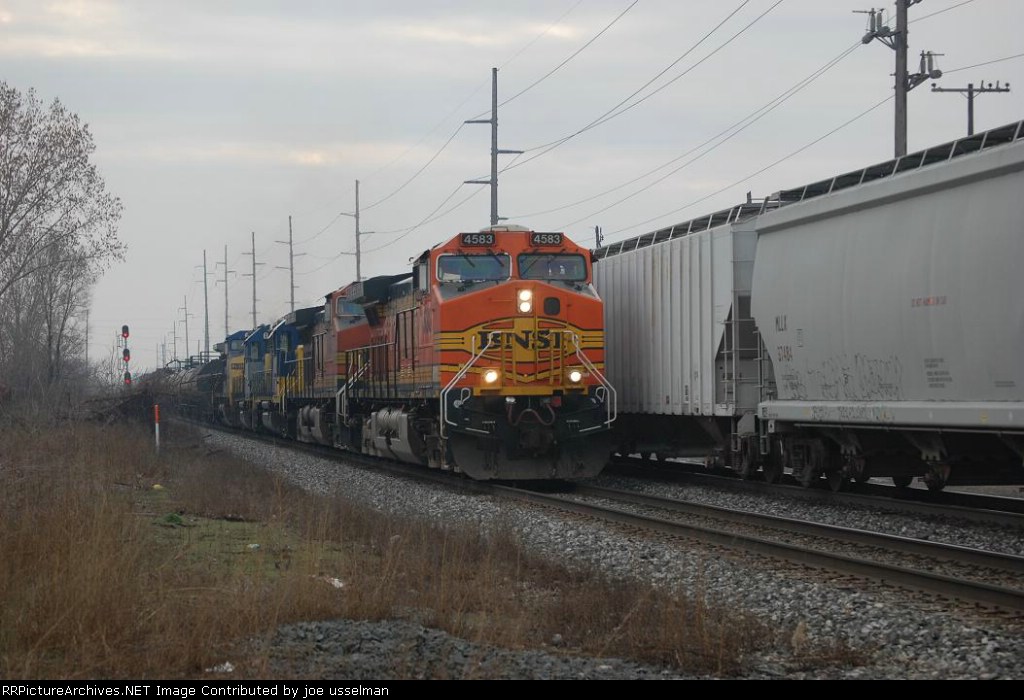 BNSF 4583